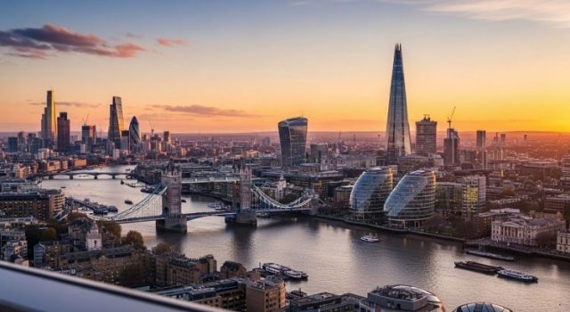 Where to Eat in London Near the Big Sights